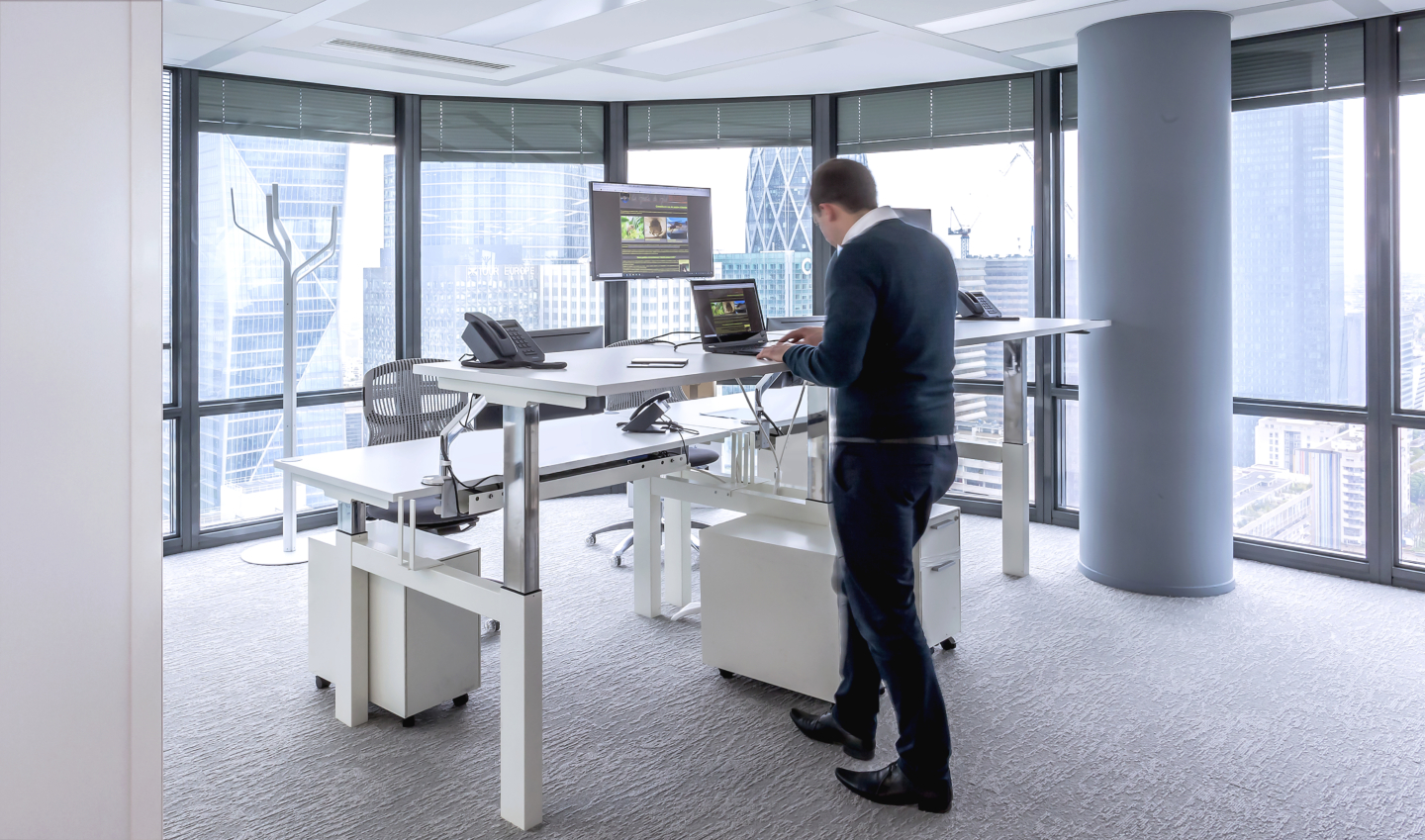 Deloitte s'installe dans la Tour Majunga - ARCH.DESIGN