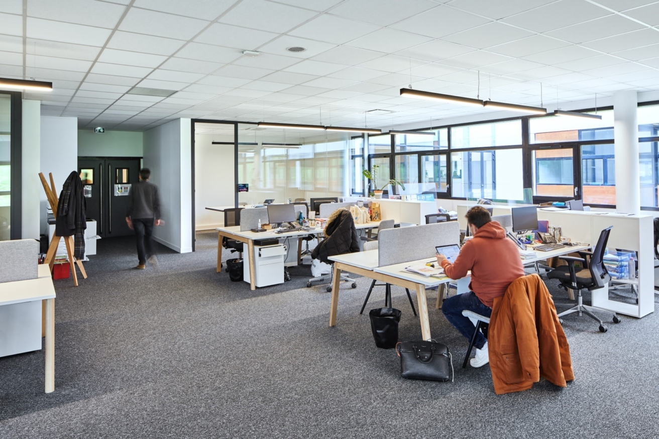 Pharmaceuticals industry office Design & fit out in France, Paris